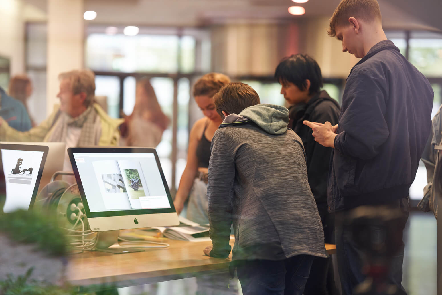 Germany's Work Culture: Ethics, Balance & Productivity (German)